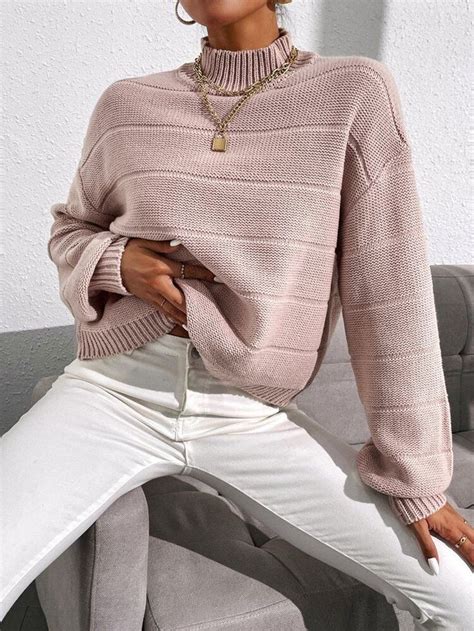 Бесплатные описания вязаных свитеров | Knitwear fashion, Drop shoulder ...