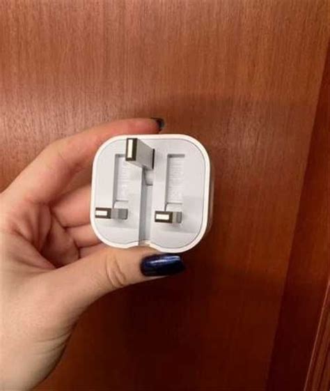 Адаптер питания Apple USB-C 20Вт, UK | Festima.Ru – частные объявления