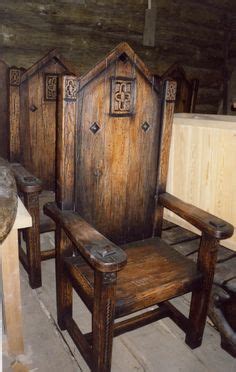Породистая мебель - диваны и кресла под старину | Деревянные стулья ...