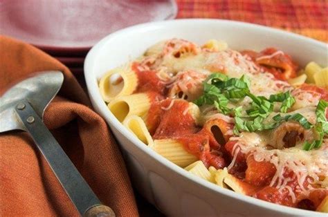 Пенне ригате с моцареллой и соусом из свежих помидоров рецепт ...