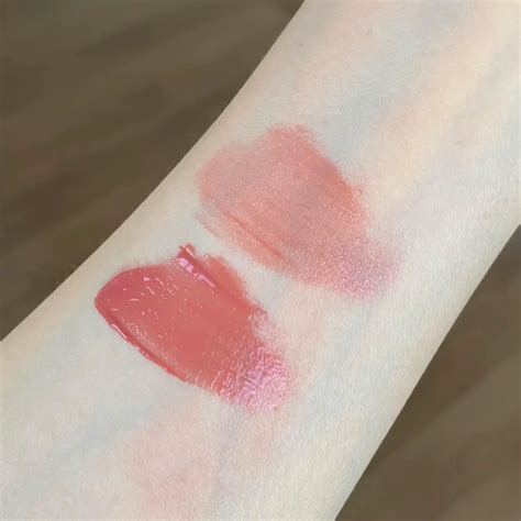 Lip tint เนื้อนุ่ม ติดทน💋 | แกลเลอรีที่โพสต์โดย คอมพลีททท | Lemon8