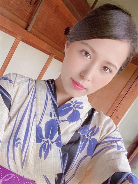 Japanese actress - Tsuno Miho - iMedia