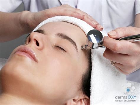 Хотели бы пройти курс #мезотерапии но боитесь уколов? Тогда аппарат # ...