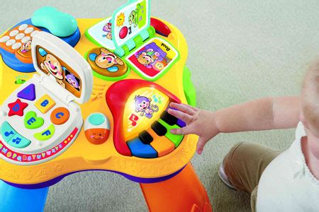 ''Волшебный'' столик: 4 игры для малыша. Fisher price развивающий столик