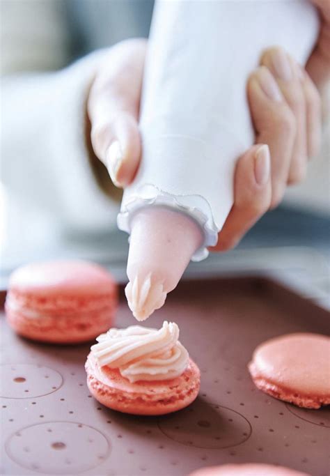 Pin von Юлия auf Для выпечки | Dessert ideen, Tupperware, Leckere torten