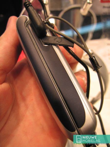 Sharp GX40: all deals, specs & reviews - NewMobile