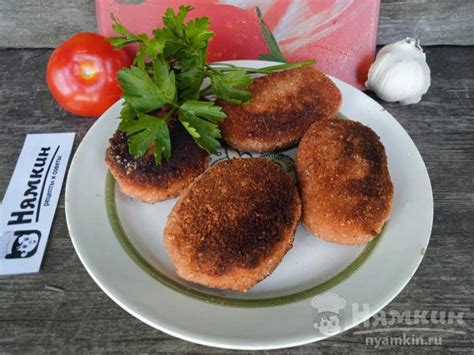 Рыбные котлеты из фарша лосося на сковороде рецепт пошаговый с фото ...