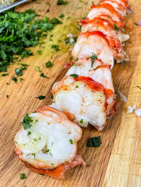 How to Cut Lobster Tails: 6 Methods + Step-by-Step Tips