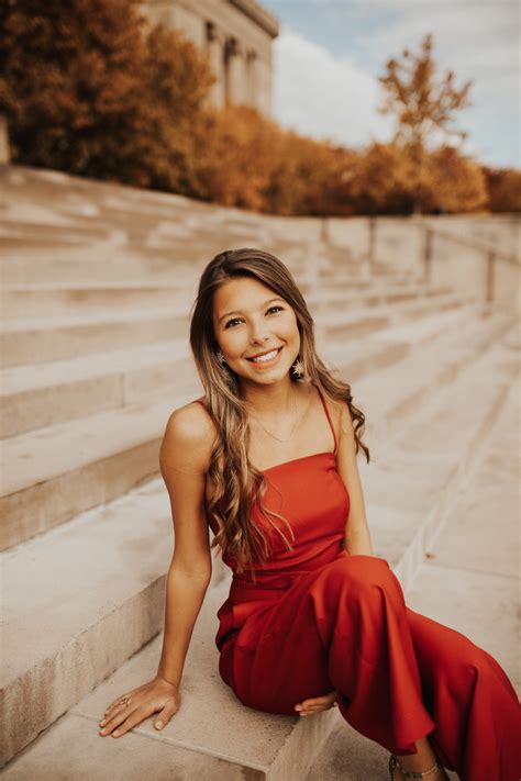 Kansas city field senior photos – Artofit