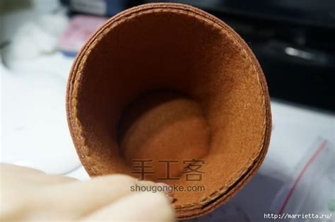 Из фетра к 8 марта. Горшочек с сиреневыми ромашками