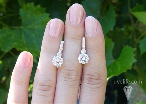 Серебряные серьги с камнями купить в интернет-магазине Ювелир Лайф