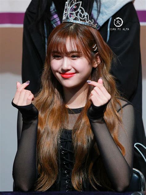 Aisha ♡ 아샤 | Feminino, Coreana, M.i.a