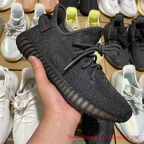 China Wholesale High 1: 1 Quality Yezzy Color Breathable Fly Weave ...