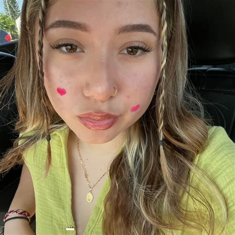 @angelina_gonzalezz • Threads, Say more