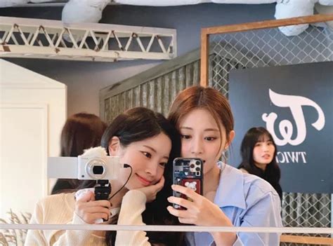 230305 TWICE Tzuyu Instagram Update with Dahyun | kpopping