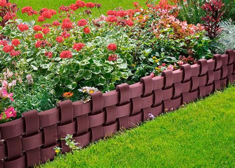 Ограждения для клумб своими руками из подручных материалов, фото