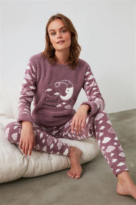Pijama dama de iarna din bumbac cocolino pufoasa calduroasa cu ...