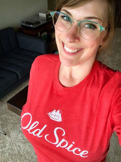 Esta mujer pidió un desodorante femenino Old Spice, inventa un nombre y ...