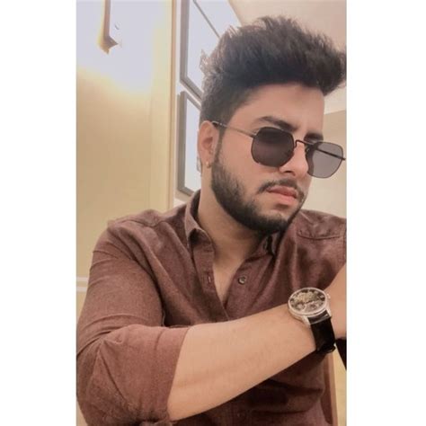 Mohit (@mohit_shahi) • Threads, Say more