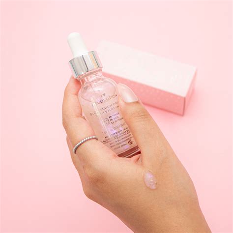I Heart Revolution. Сыворотка-праймер с мерцанием Unicorn Serum Primer ...