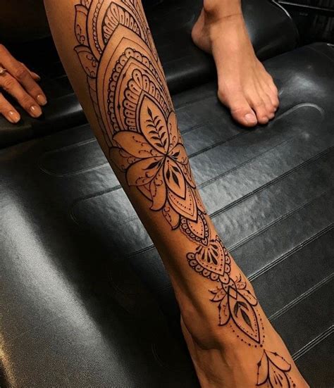 Women's tattoo | Тату вокруг кисти, Татуировка рука, Женские татуировки ...