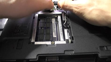 [HW: HowTo] - disassemble eMachines E525 - YouTube