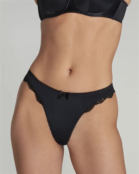 Черные трусы стринги Sloane Agent Provocateur – нет в наличии