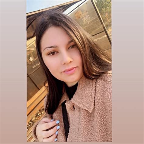 Alexandra Serban (@serban_alexandra_denisa) • Threads, Say more