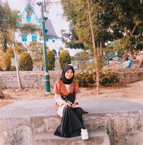 Thya