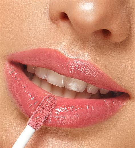 Масло-бальзам для губ Miracle Care №105 Berry Rose Luxvisage