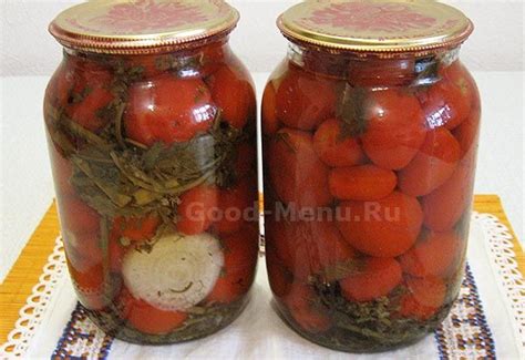 КОНСЕРВИРОВАННЫЕ ПОМИДОРЫ С ЛУКОМ – рецепт с фото | Pickles, Cucumber, Jar