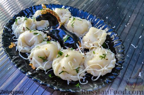 Рецепт: Пельмени с рыбой и сыром на RussianFood.com