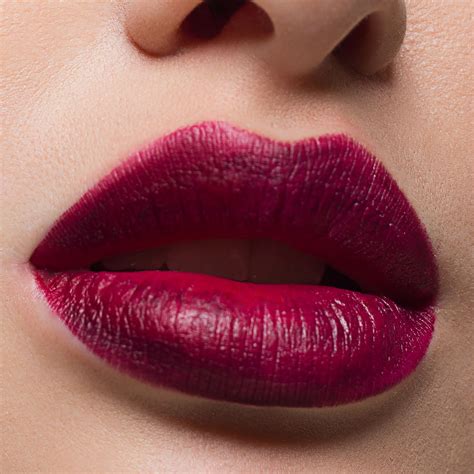 Magenta lipstick: How to wear the hottest makeup trend (plus 10 best ...