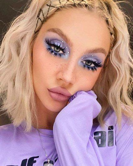 🦋Новогодний макияж 2021 [10 идей для блондинок и брюнеток] — какой ...