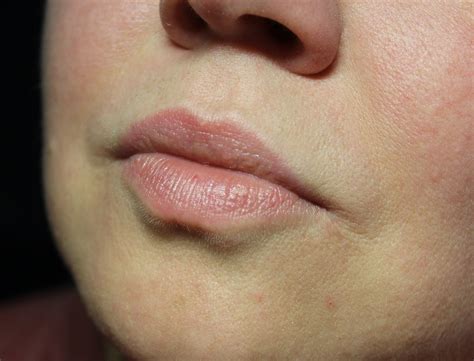 Eva Mosaic Ultra Shine Lip Balm 01. Снова про искорки. Скромная красота ...