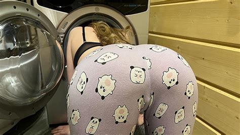 garota sexy presa na máquina de lavar é fodida - Anny Walker - Vídeo de sexo grátis - RedTube