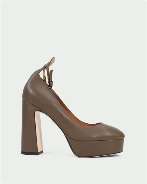 Lola Cruz Pumps – helloYVES