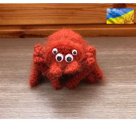 Паук амигуруми Пушистый паучок крючком Кукла Паук на лапах Серый ...