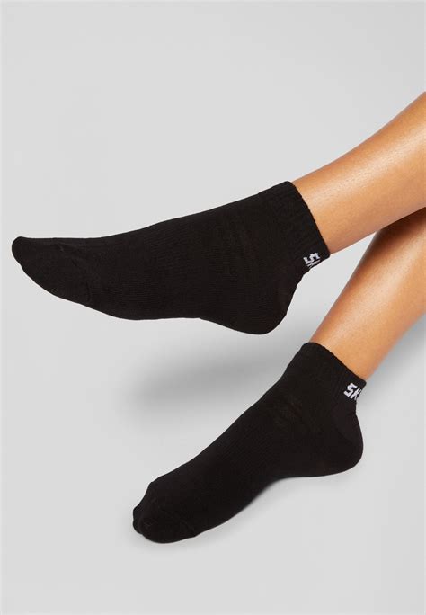 skechers – ONSKINERY