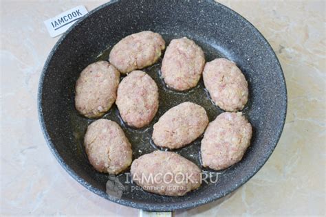 Котлеты из свинины, говядины и индейки — рецепт с фото пошагово