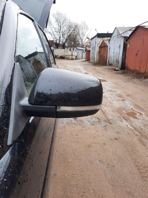 Плазменные повторители зеркал — Lada Приора хэтчбек, 1,6 л, 2010 года ...