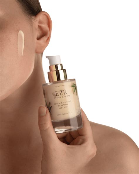 Зволожуючий MLE крем для обличчя EZR Clean Beauty
