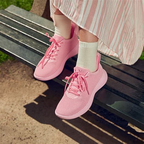 Official Website of VIVAIA Shoes | Comfortable, Sustainable & Washable ...