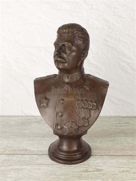 Бюст "Сталин (1946г, крупный бюст)" арт. 98 - купить в Москве - низкие цены