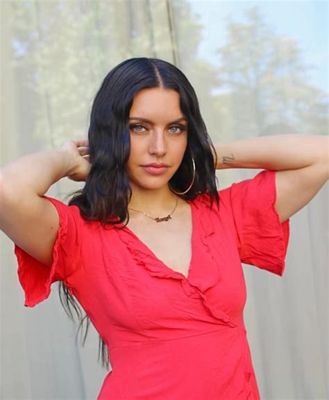 Picture of Johanna Ingelfinger