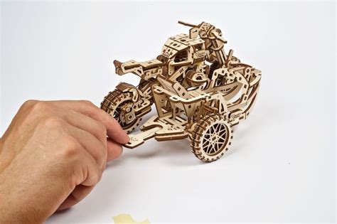 Scrambler UGR-10 z bocznym wózkiem Model mechaniczny | Drewniane modele ...