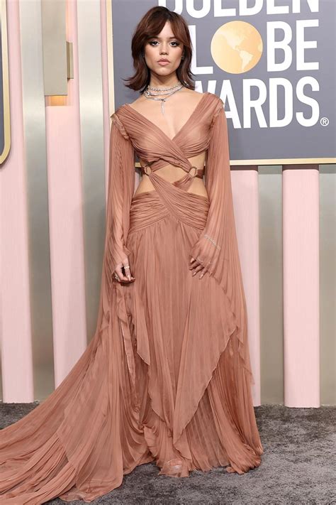 Jenna Ortega Is a Gucci Goddess on the 2023 Golden Globes Red Carpet