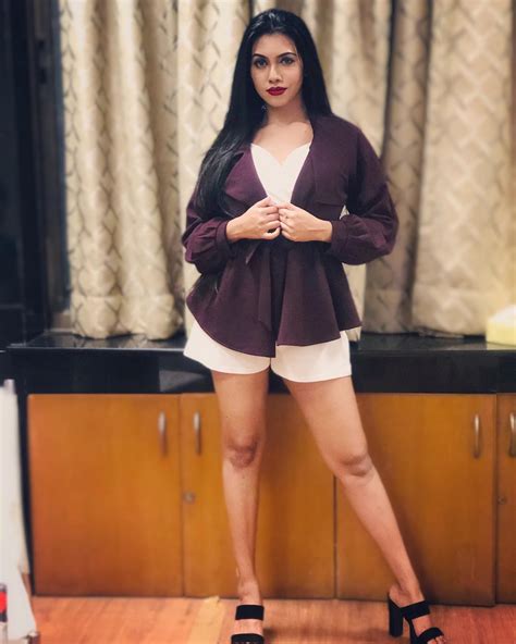 Simran Khan Web Series, Age, Family, Movies,