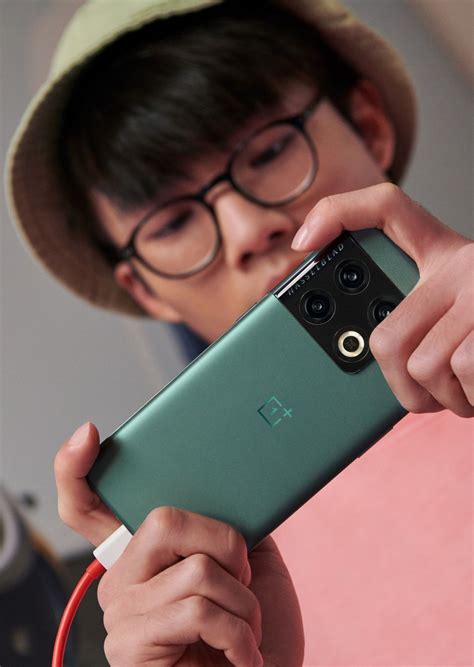 OnePlus 10 Pro launches globally - GSMArena.com news