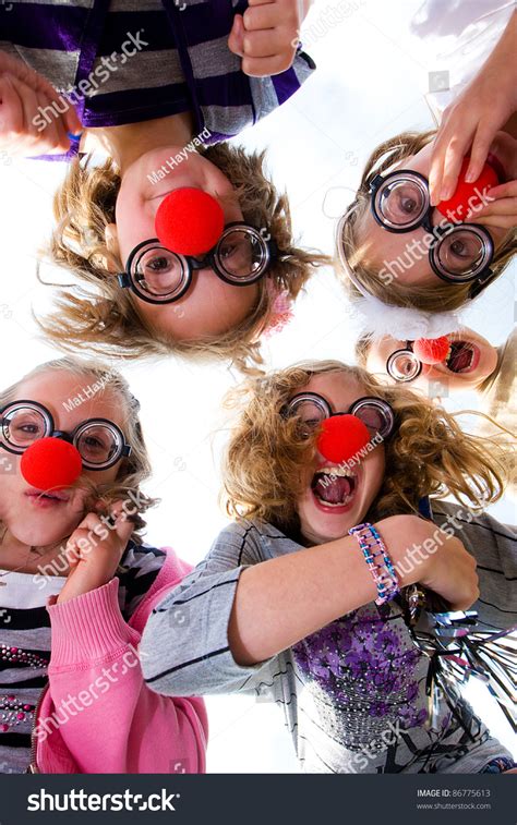 Group Happy Children Wearing Clown Noses Foto stock 86775613 | Shutterstock